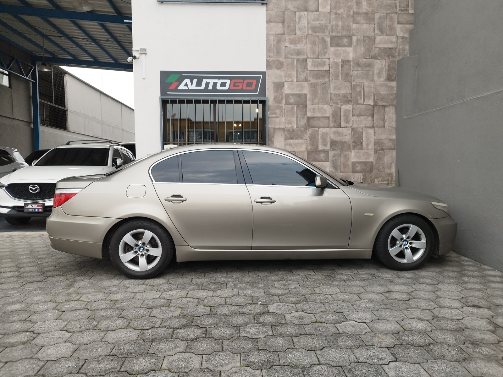 BMW 525i 2009 – AutoGo