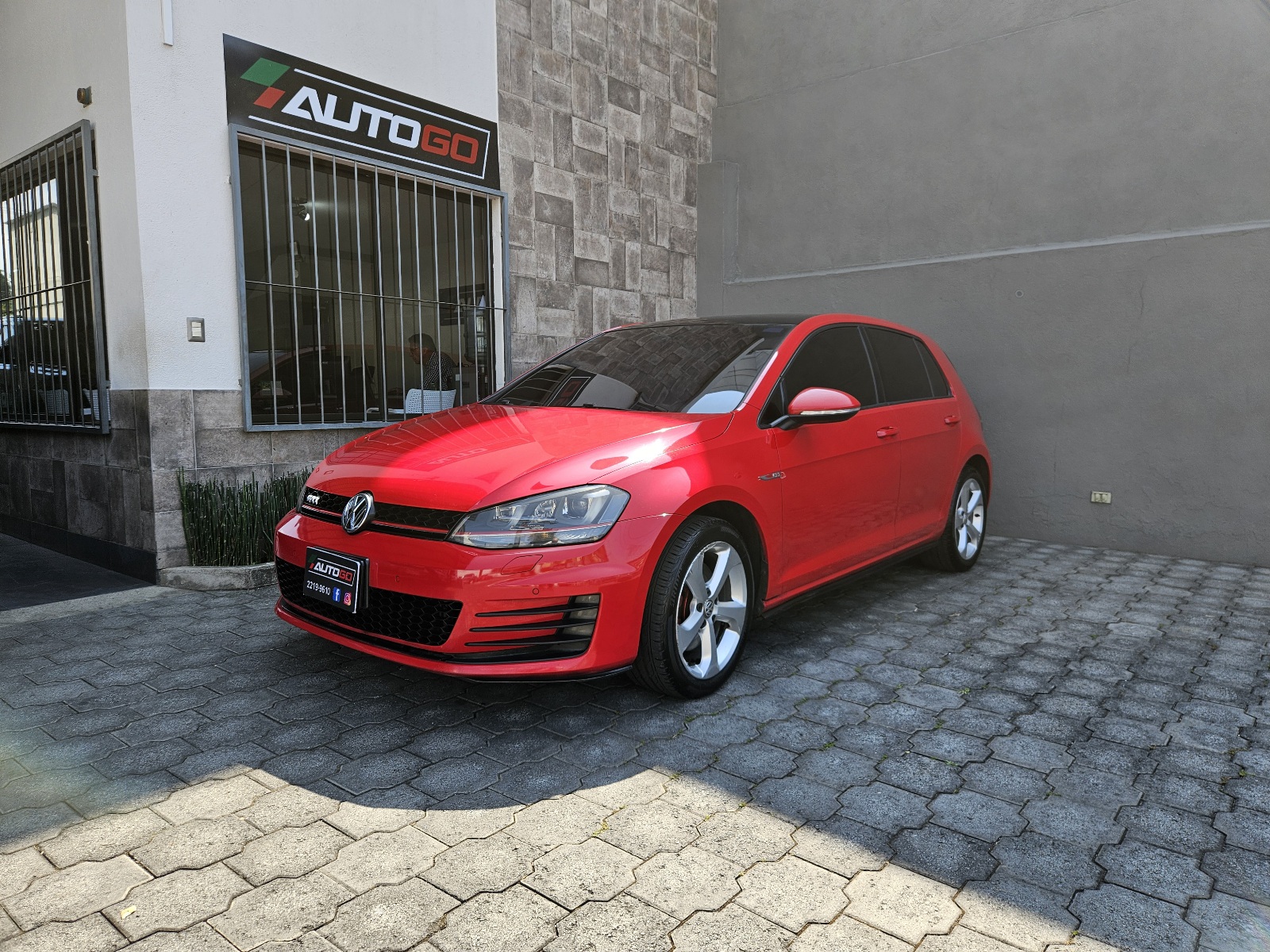 VOLKSWAGEN GOLF GTI 2016 – AutoGo