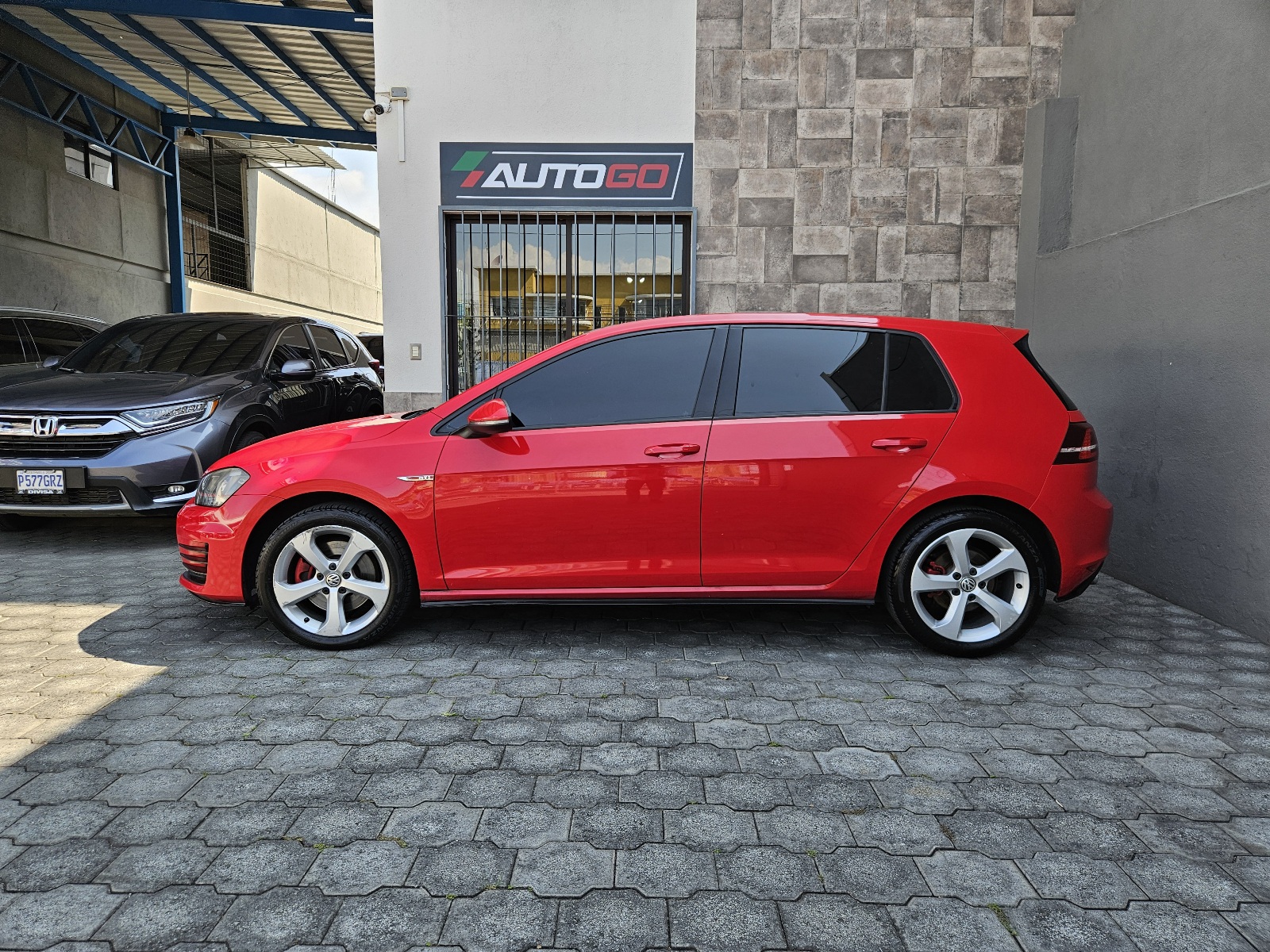VOLKSWAGEN GOLF GTI 2016 – AutoGo
