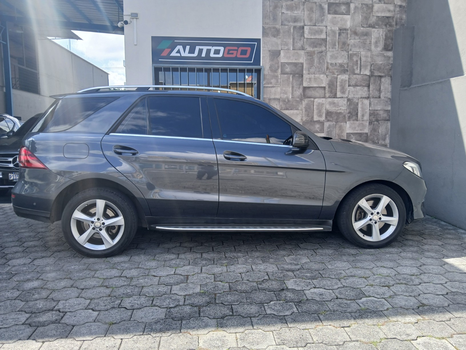 MERCEDES-BENZ GLE 400 2016 – AutoGo